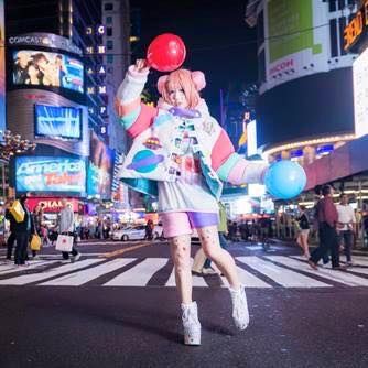 What is Uchuu Kei? The Japanese space-themed fashion trend – M16 Nebula